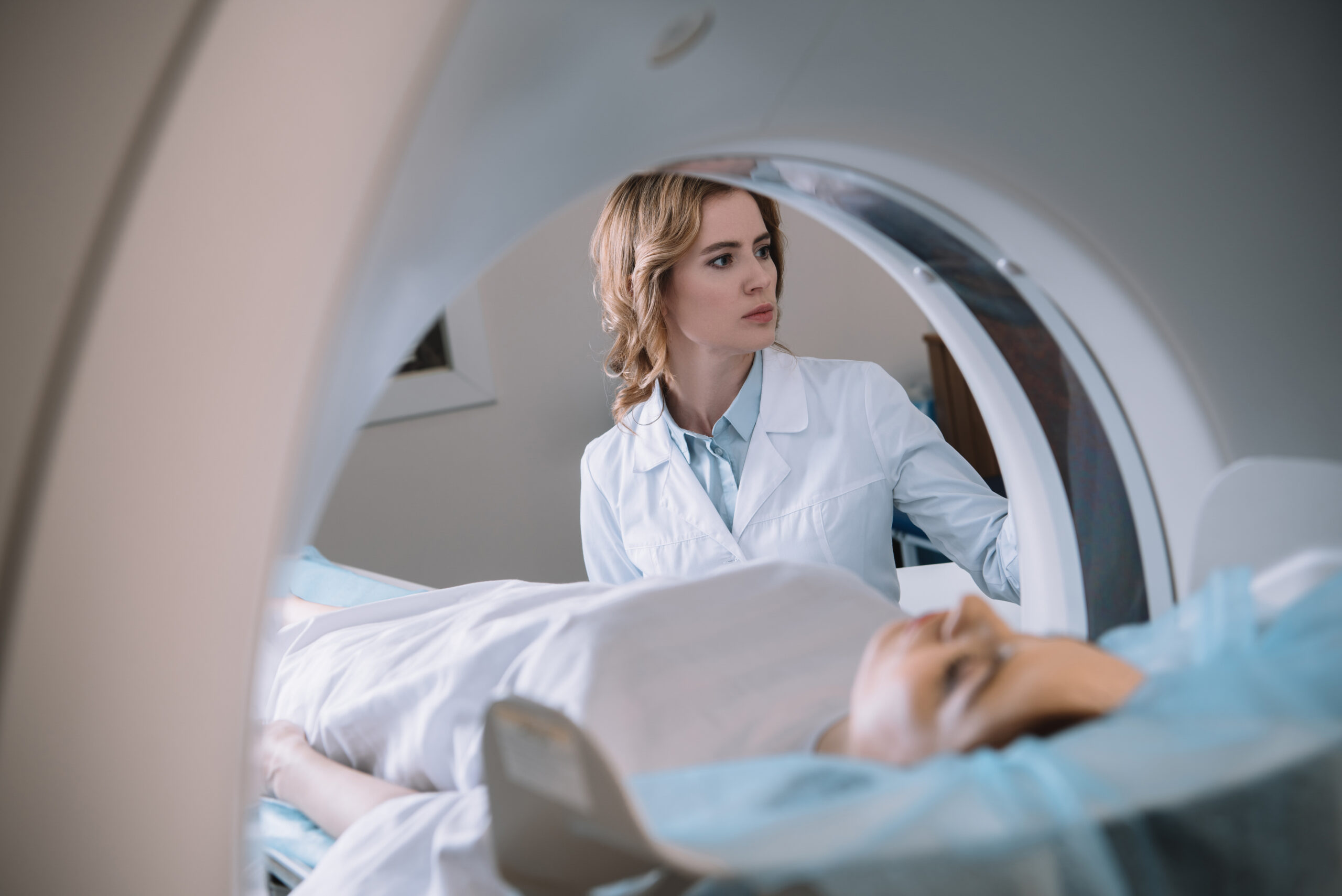 MRI SCAN - Leading experts in neuro-oncology